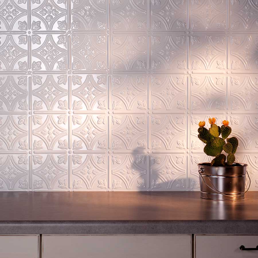 Fasade Backsplash in Traditional 1 - Fasade